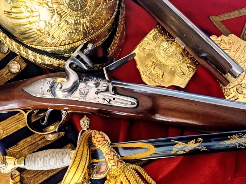 Access Heritage: Military Swords, Flintlock Muskets, History Uniforms